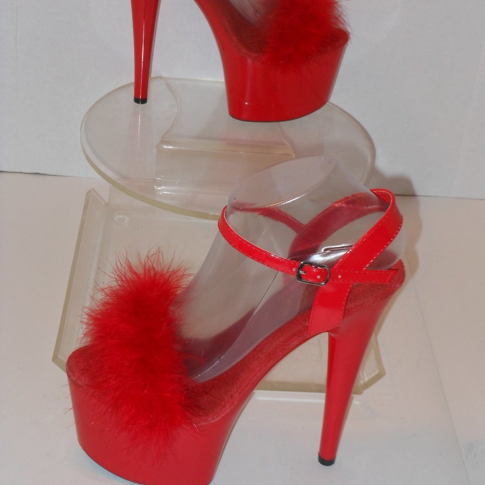 Ellie Red Patent Leather Platform Shies Size 9 Medium - Gem